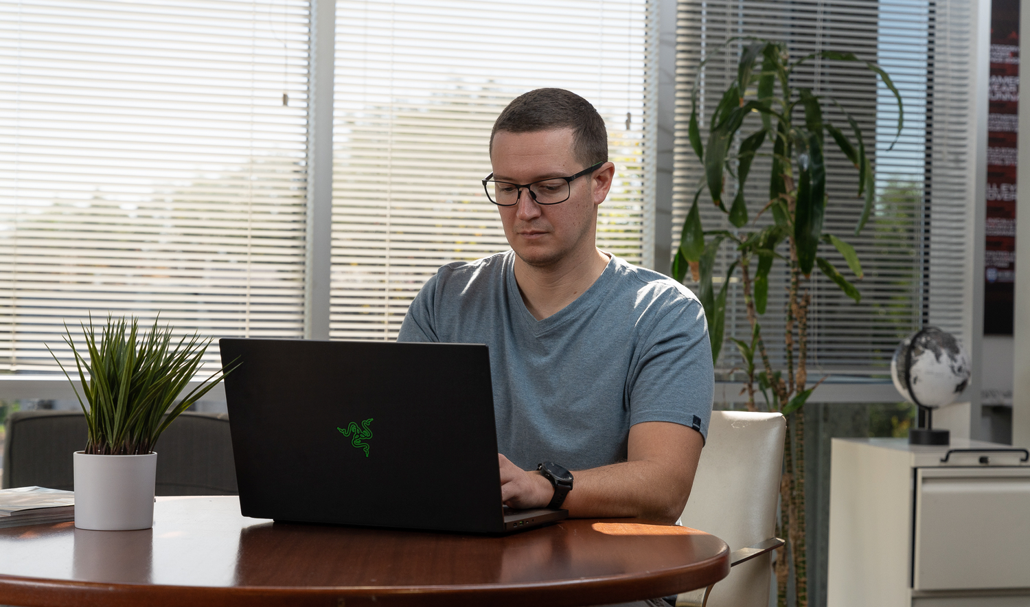 Computer Glasses for Men in the Digital Age – GUNNAR